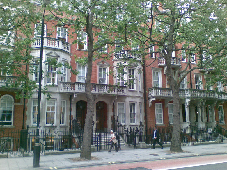 144/146 Buckingham Palace Road, London SW1 - Mellersh & Harding