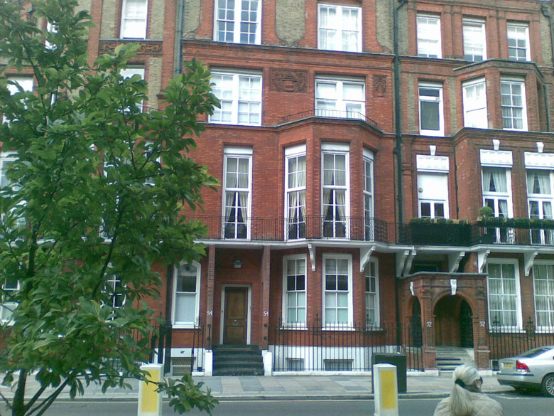 54 Pont Street, London SW1 - Mellersh & Harding