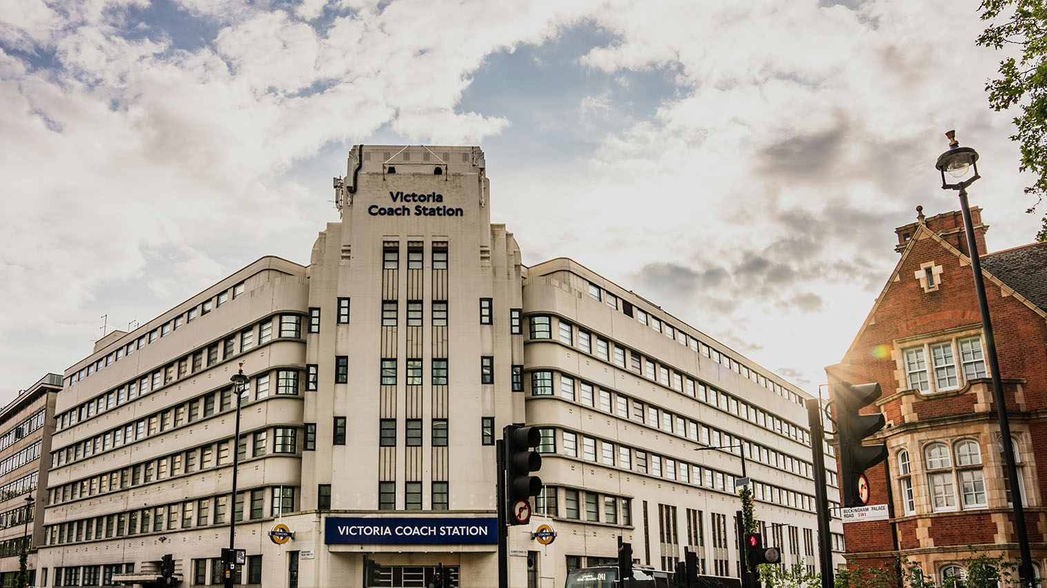 How to Find a Commercial Property in Victoria - Mellersh & Harding